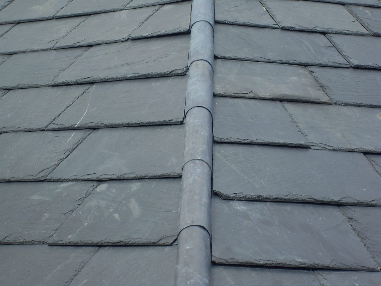 Code 6 lead rolled ridge | Pickles Roofing